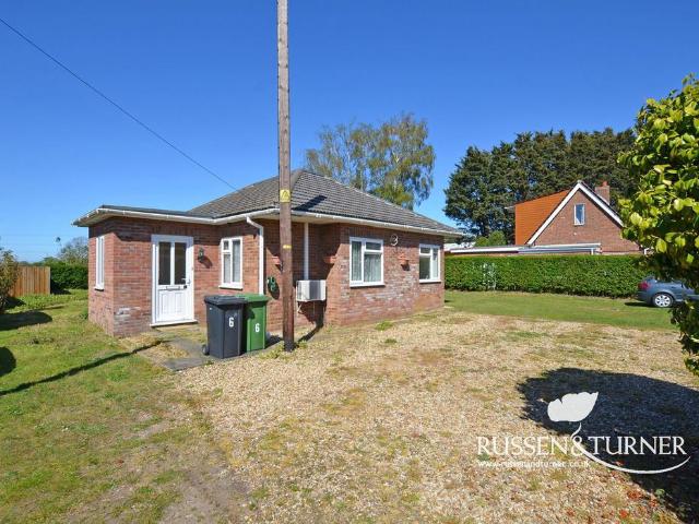 2 bedroom detached bungalow for sale