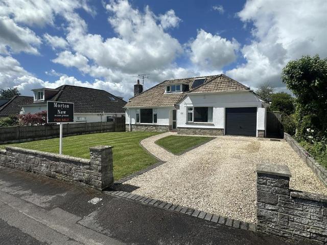 2 bedroom detached bungalow for sale