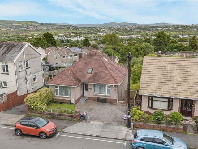 2 bedroom detached bungalow for sale