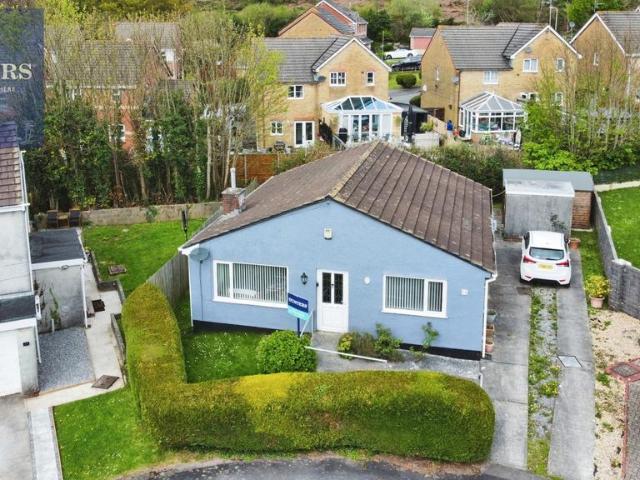 2 bedroom detached bungalow for sale