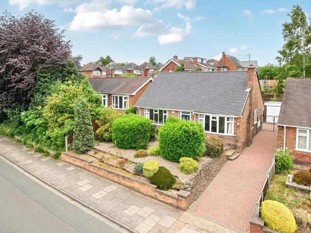 2 bedroom detached bungalow for sale