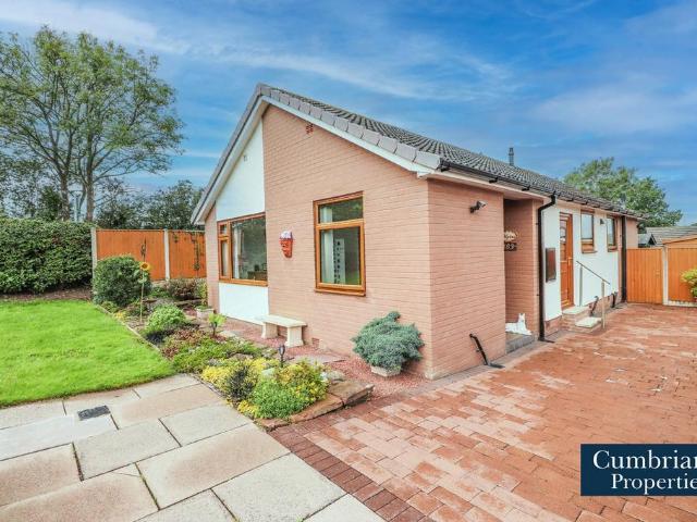 2 bedroom detached bungalow for sale