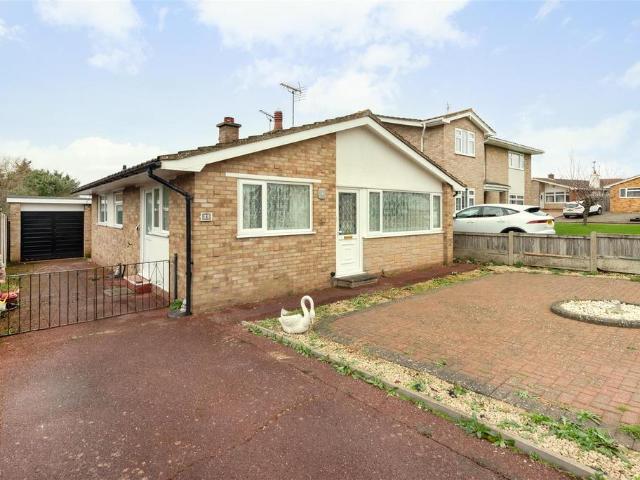 2 bedroom detached bungalow for sale