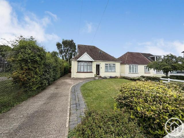 2 bedroom detached bungalow for sale