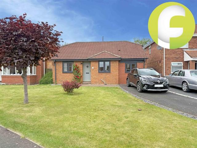 2 bedroom detached bungalow for sale