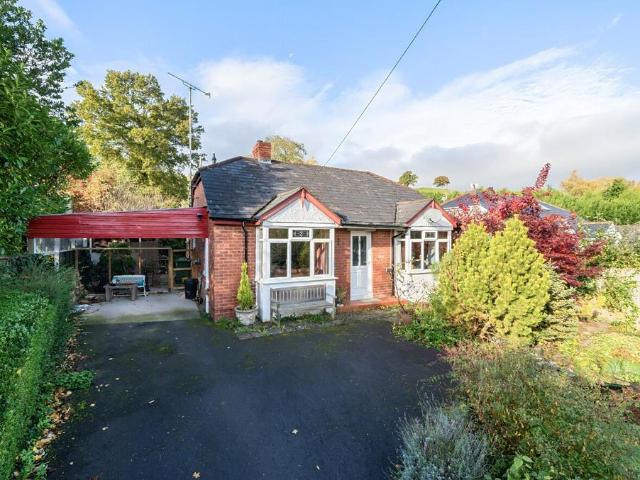 2 bedroom detached bungalow for sale