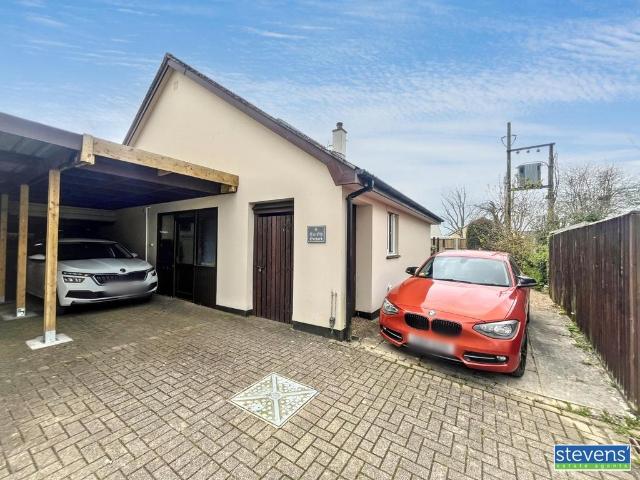 2 bedroom detached bungalow for sale