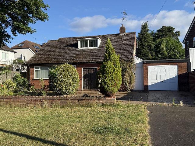 2 bedroom detached bungalow for sale