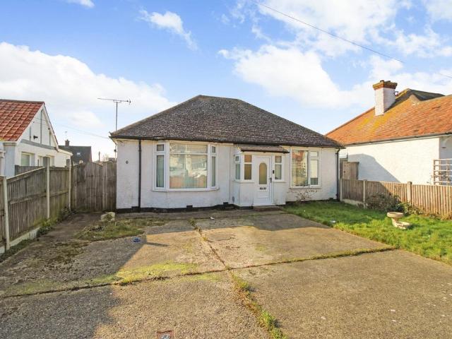 2 bedroom detached bungalow for sale
