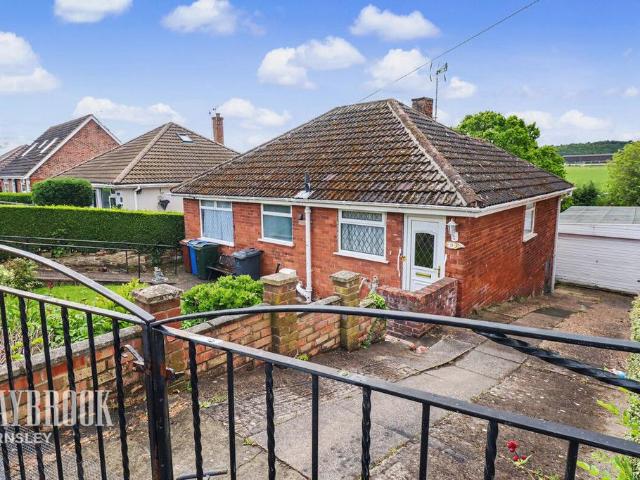 2 bedroom detached bungalow for sale