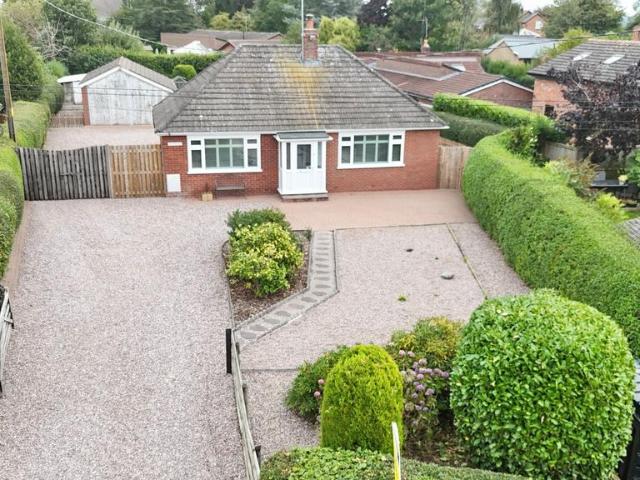 2 bedroom detached bungalow for sale