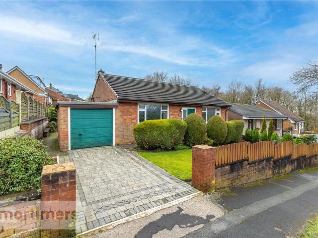 2 bedroom detached bungalow for sale