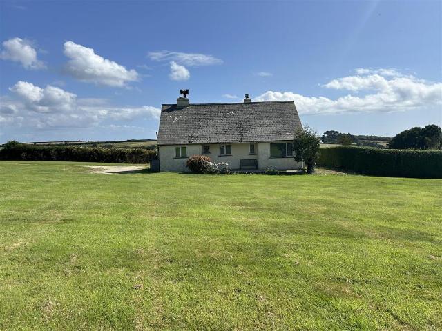 2 bedroom detached bungalow for sale