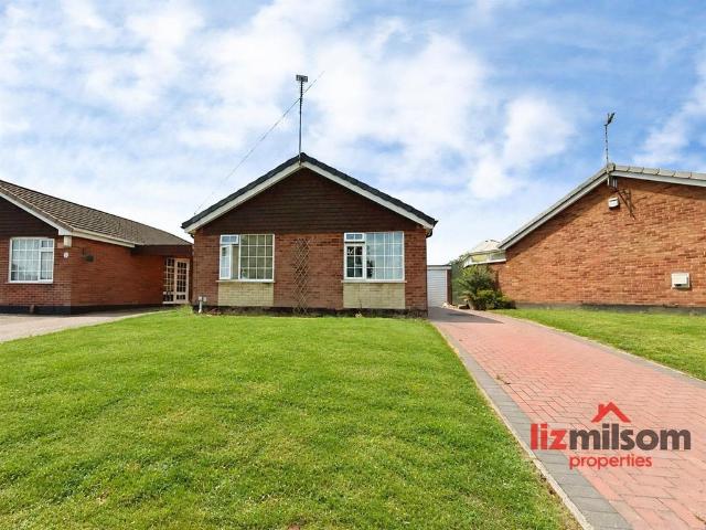 2 bedroom detached bungalow for sale