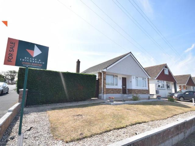 2 bedroom detached bungalow for sale