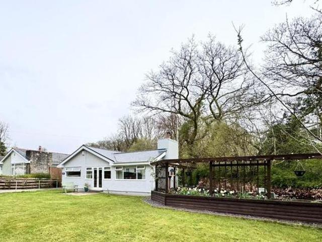 2 Bedroom Detached Bungalow For Sale In 2 Woodland Park, Penderyn