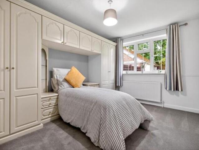 2 bedroom detached bungalow for sale in Cautley Drive, Killinghall, Harrogate, HG3