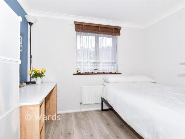 2 bedroom detached bungalow for sale in Caernarvon Drive, Maidstone, Kent, ME15