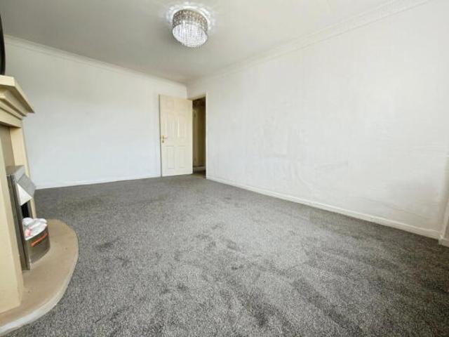 2 bedroom detached bungalow for sale in Can yr Aderyn, Morriston, Swansea, SA6