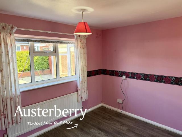 2 bedroom detached bungalow for sale in Canberra Crescent, Stoke On Trent, ST3