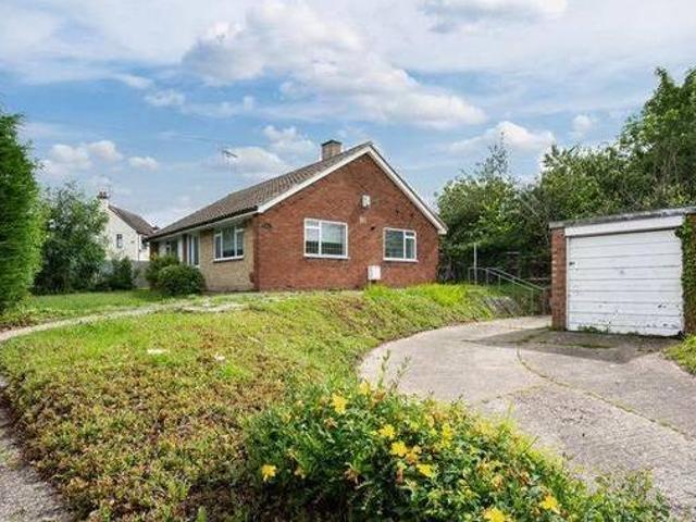 2 bedroom detached bungalow for sale in Church Walk Bletchley Milton Keynes MK3