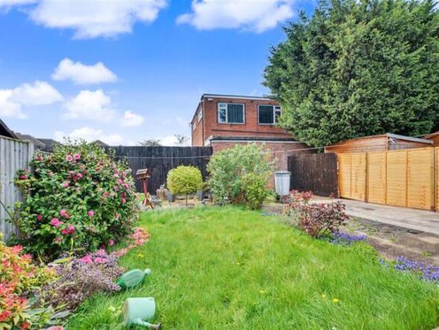 2 bedroom detached bungalow for sale in Charles Avenue, Chilwell, Nottingham, NG9