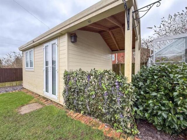 2 bedroom detached bungalow for sale in Chell Heath Road, Bradeley, ST6