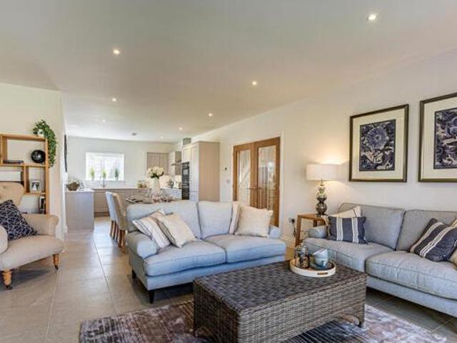 2 Bedroom Detached Bungalow For Sale In Clifton on teme