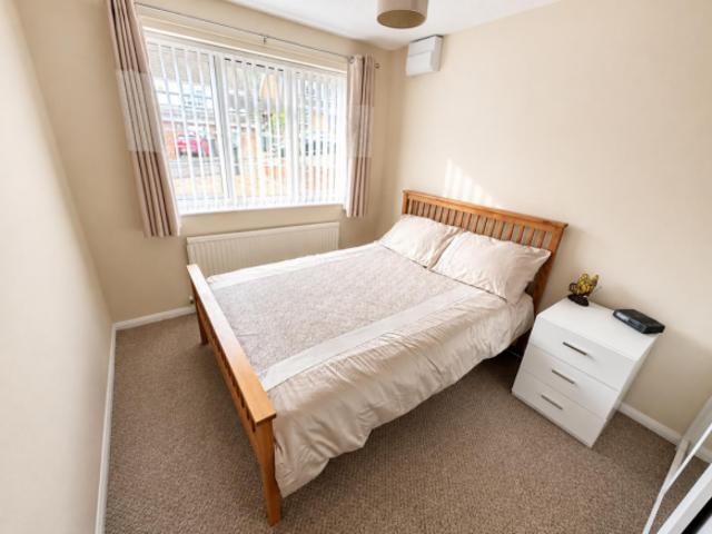 2 bedroom detached bungalow for sale in Crabb Tree Drive, Off Billing Lane, Northampton NN3