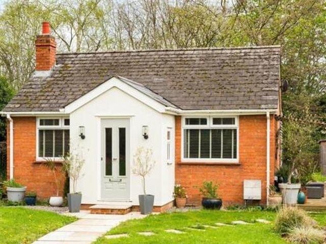 2 Bedroom Detached Bungalow For Sale In Barnards Green, Malvern