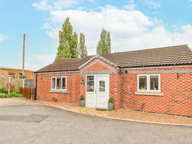 2 Bedroom Detached Bungalow For Sale In Barnby Dun, Doncaster