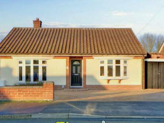2 bedroom detached bungalow for sale in Bishoptyne Avenue Dereham NR19