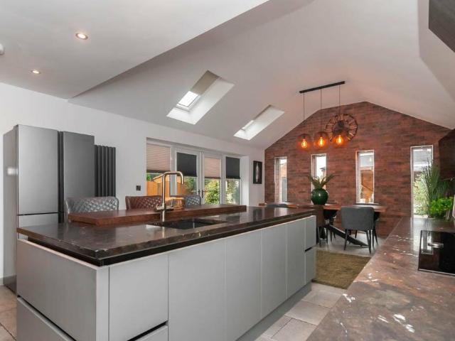 2 bedroom detached bungalow for sale in Blue Bell Court, Blaxton, Doncaster, DN9