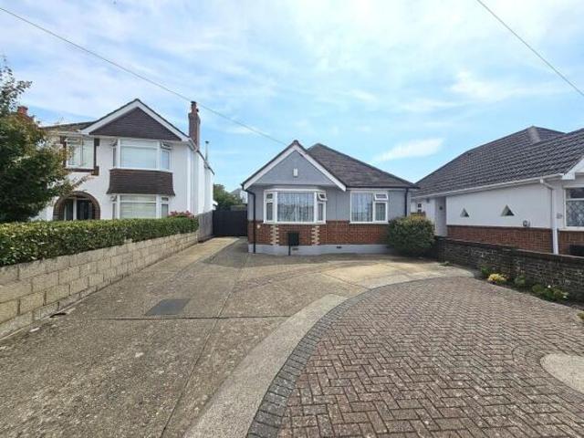 2 bedroom detached bungalow for sale in Brailswood Road, Poole, BH15