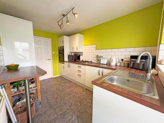 2 bedroom detached bungalow for sale in Goodacre, Orton Goldhay, Peterborough, PE2