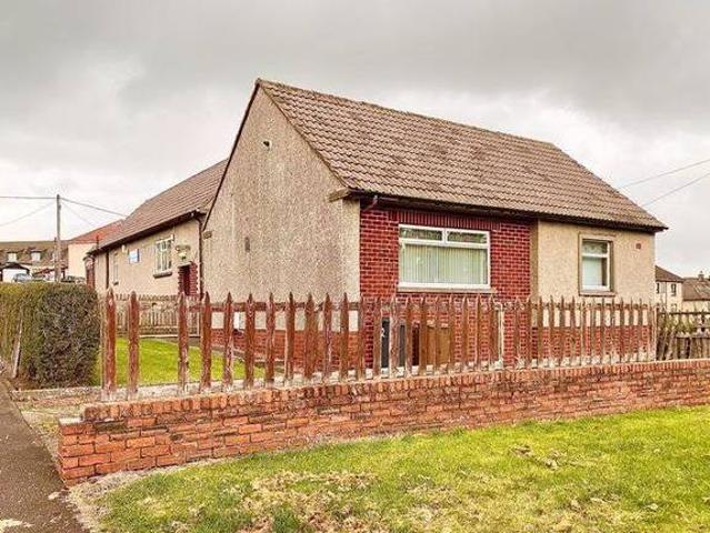 2 bedroom detached bungalow for sale in Gallowlee Avenue Ochiltree KA18