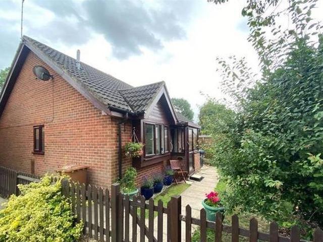 2 bedroom detached bungalow for sale in Garden Close Woolmer Green Herts SG3 SG3