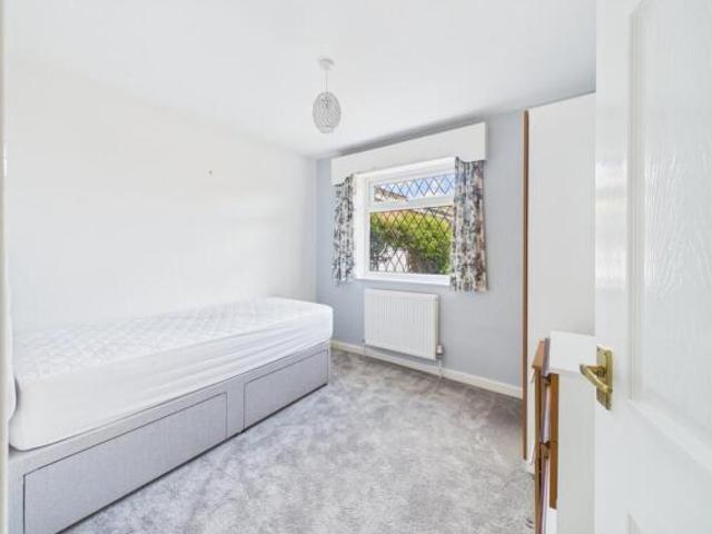 2 bedroom detached bungalow for sale in Glenfield Drive, Kirk Ella, Hull, HU10 7UL, HU10