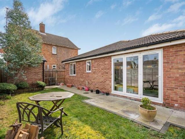 2 bedroom detached bungalow for sale in Gunning Way, Cambridge, CB4
