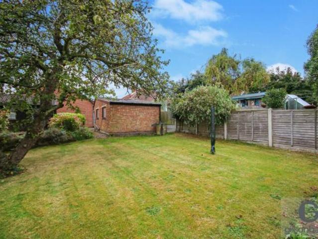 2 bedroom detached bungalow for sale in Gurney Road, New Costessey, NR5