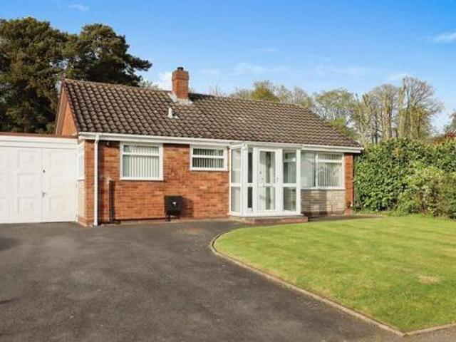2 Bedroom Detached Bungalow For Sale In Finchfield