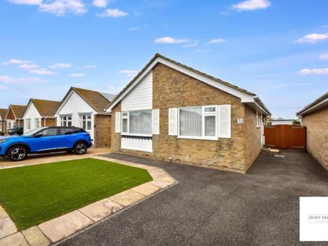 2 bedroom detached bungalow for sale in Fleming Close, Eastbourne, BN23