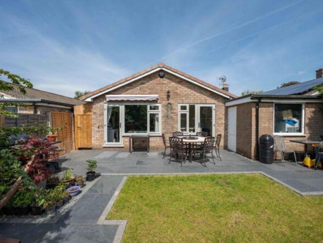 2 bedroom detached bungalow for sale in Kimberlow Woods Hill, York, YO10 5HF, YO10