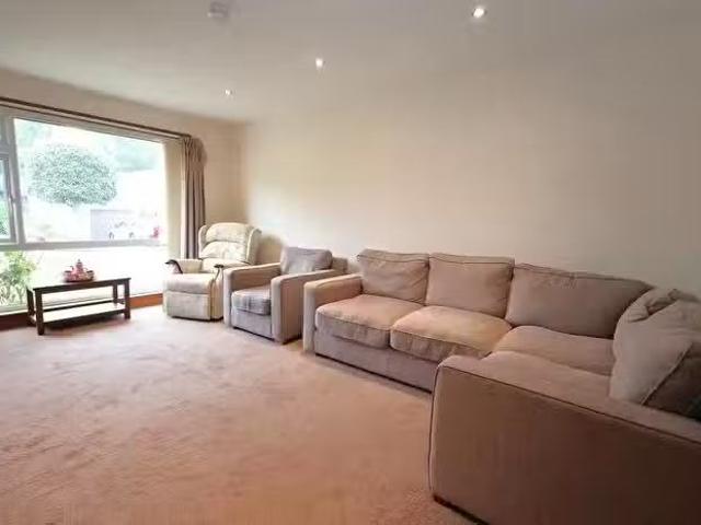 2 Bedroom Detached Bungalow For Sale In Holm Park, Holm, Inver.