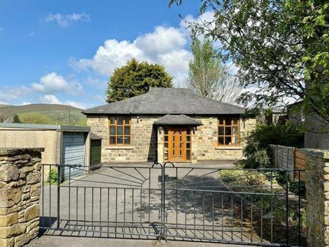 2 Bedroom Detached Bungalow For Sale In Hayfield