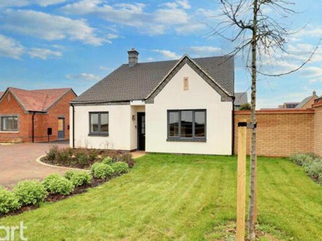 2 Bedroom Detached Bungalow For Sale In Hayfield Lakes