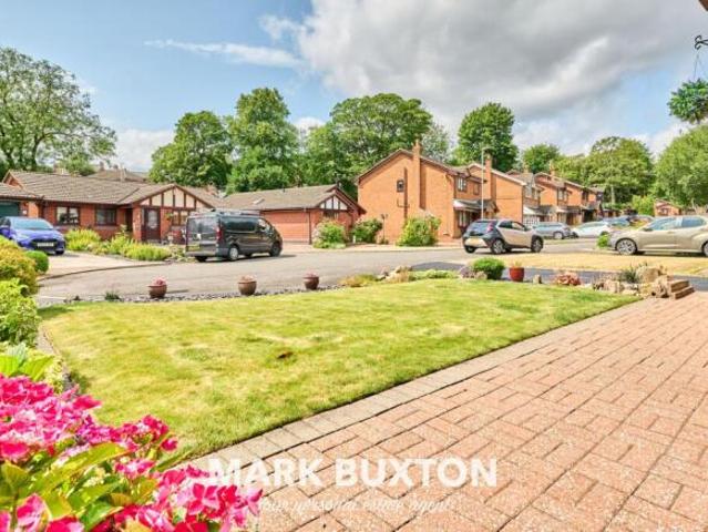 2 bedroom detached bungalow for sale in Hallahan Grove, Hartshill, Stoke on Trent. ST4 7SL, ST4