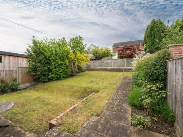 2 bedroom detached bungalow for sale in Hellesdon Road, Hellesdon, NR6