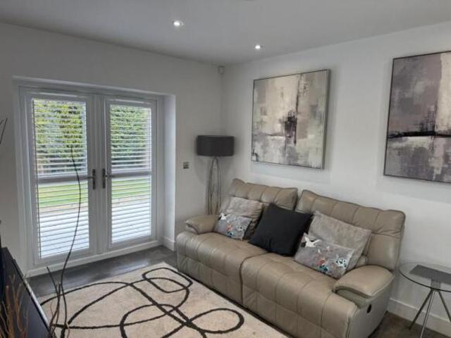2 bedroom detached bungalow for sale in Oaklands Close, Mangotsfield, BS16