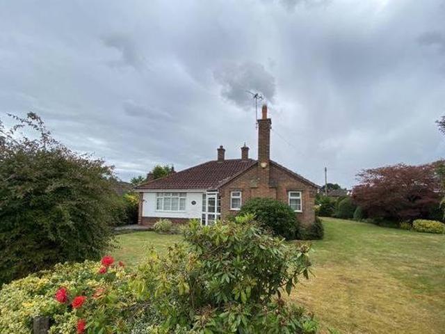 2 bedroom detached bungalow for sale in Lodge Lane Hartford CW8 1PS CW8